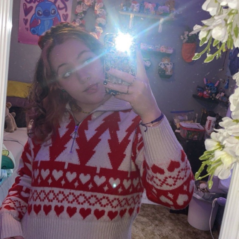Cassidy (@cassidyd2002) | Snapchat Stories, Spotlight & Lenses