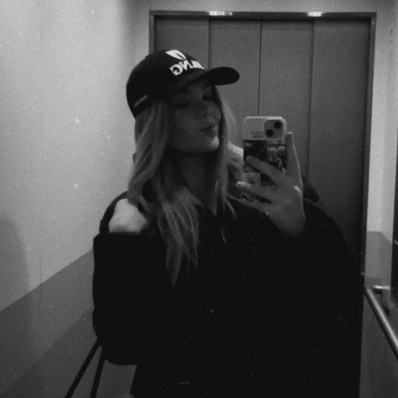 Cassandra Olsson (@cassiolssons) | Snapchat Stories, Spotlight & Lenses
