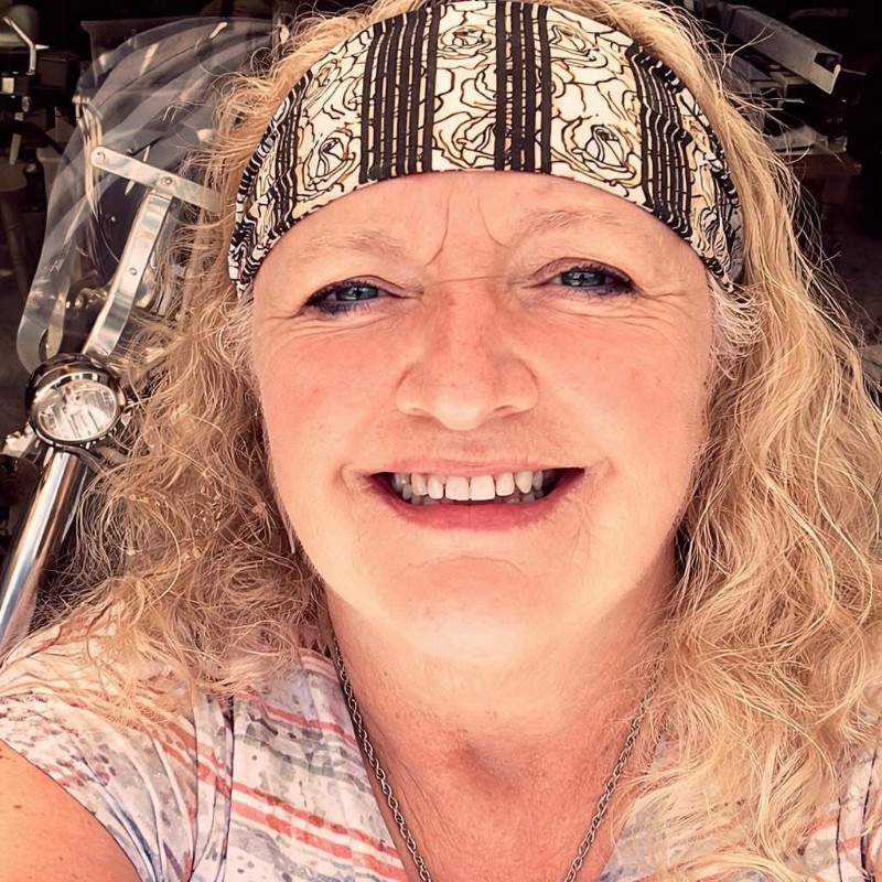 Cathy Coburn (@cathycoburn25) | Snapchat Stories, Spotlight & Lenses