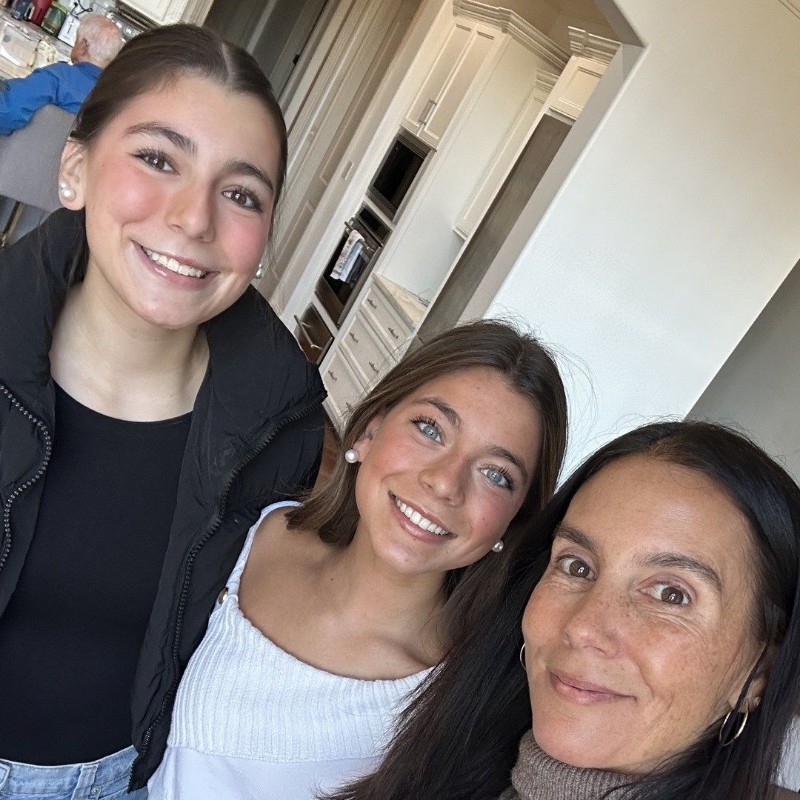 Jaime P Sullivan (@cawfeetawkjaime) | Snapchat Stories, Spotlight & Lenses