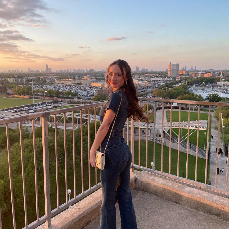 Cayla Bri (@caylabriii) | Snapchat Stories, Spotlight & Lenses