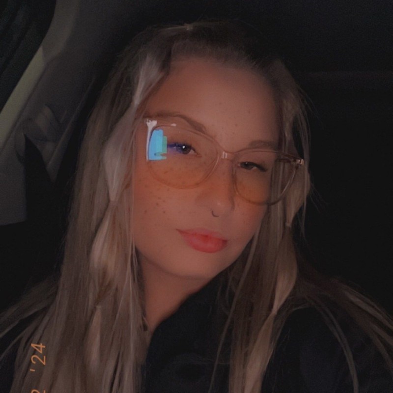 Celi🩵(@celika_elexus) | เรื่องราว Snapchat ตลอดจน Spotlight และเลนส์