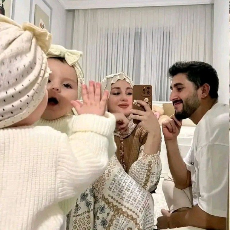 Feriel 💛 (@cest-feriel) | Snapchat Stories, Spotlight & Lenses