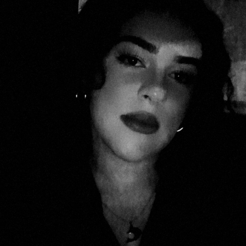 𝓝🧜🏻‍♀️ (@chachamlh22) | Snapchat Stories, Spotlight & Lenses