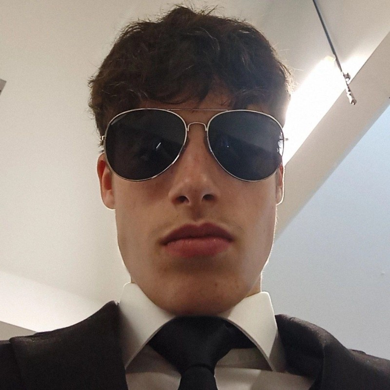 Charles (@charles97846) | Snapchat Stories, Spotlight & Lenses