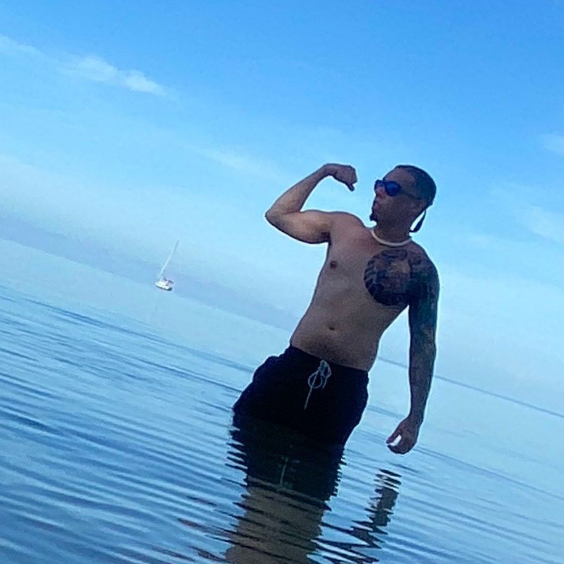 Charlie (@charlie.blanco) | Snapchat Stories, Spotlight & Lenses