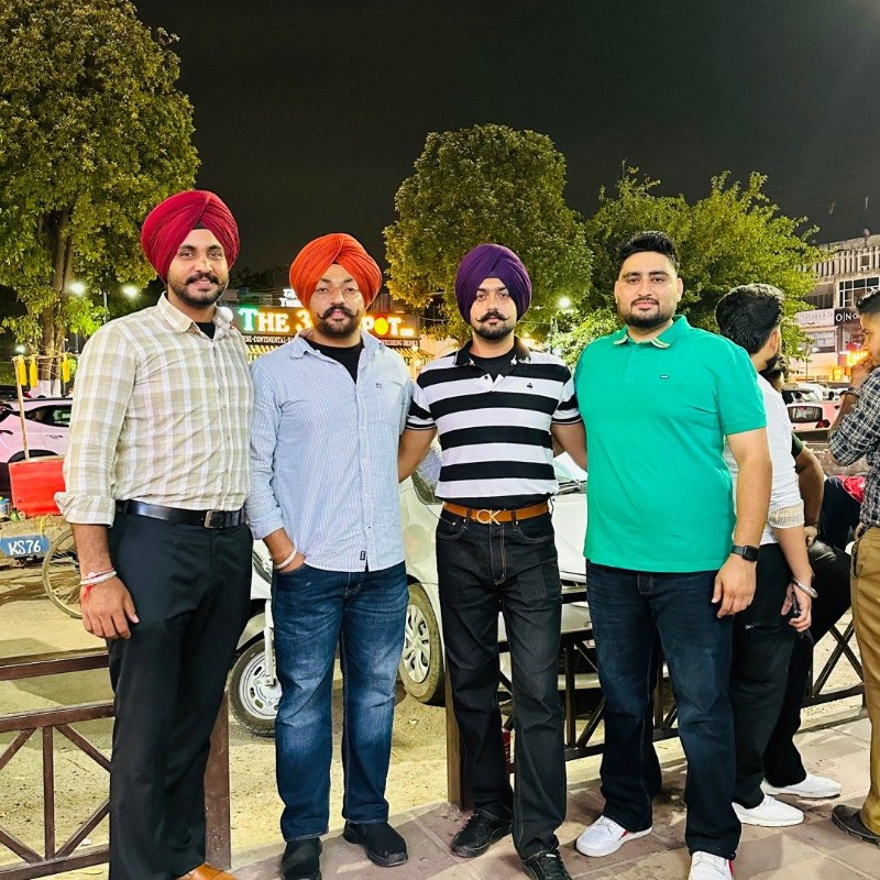 Harjeet Singh (@cheema099) | Snapchat Stories, Spotlight & Lenses
