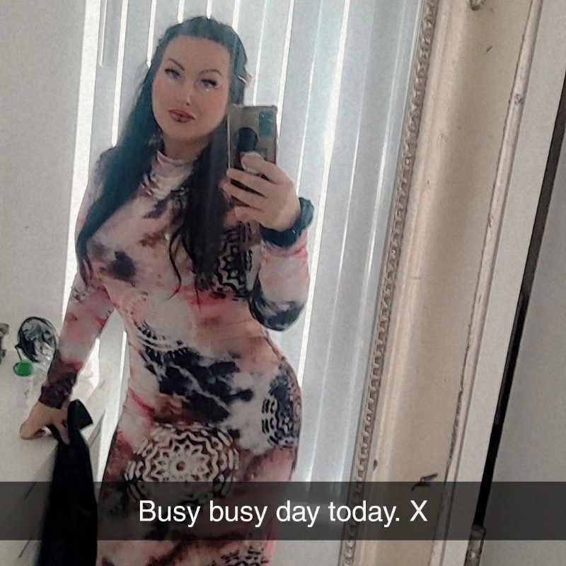 Chels (@chels259717) | Snapchat Stories, Spotlight & Lenses