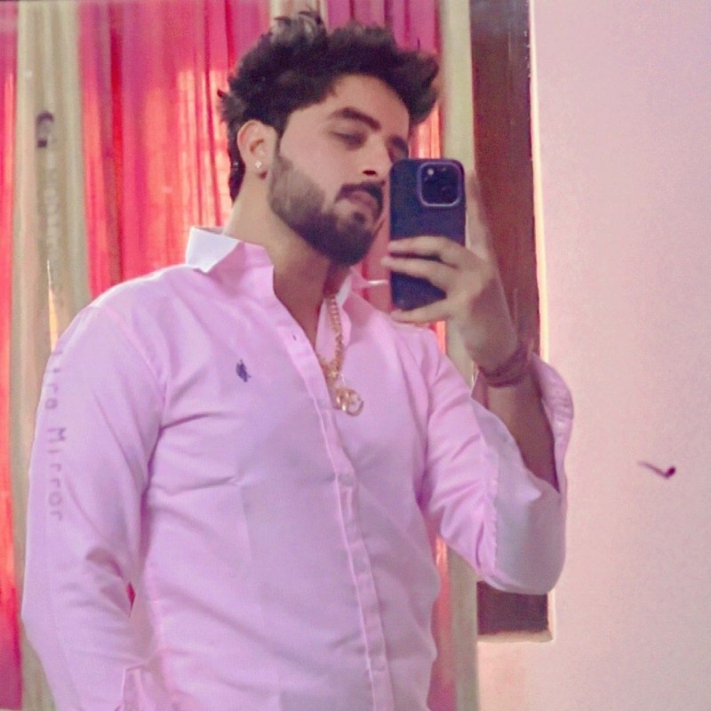 Joy Sharma (@chetan_2018) | Snapchat Stories, Spotlight & Lenses