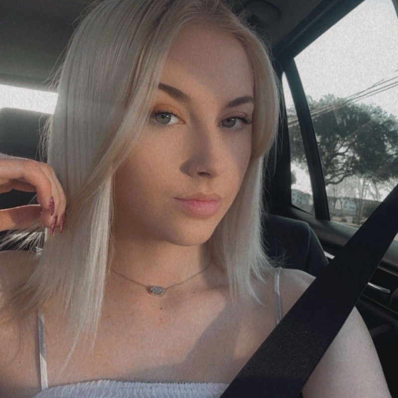 Chèÿéññê (@cheyenne9270000) | Snapchat Stories, Spotlight & Lenses