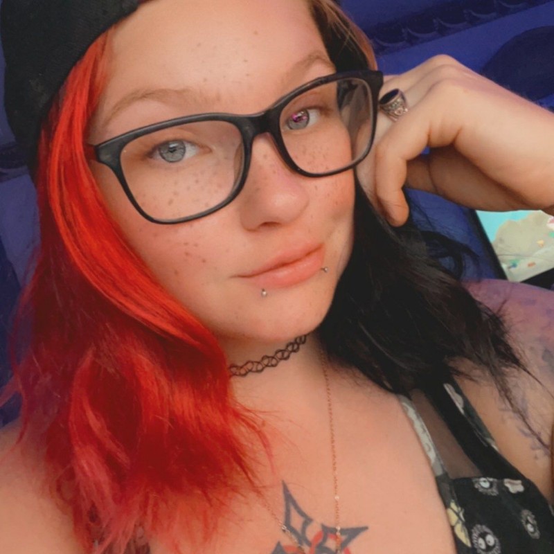 Mochi (@chibichey) | Snapchat Stories, Spotlight & Lenses