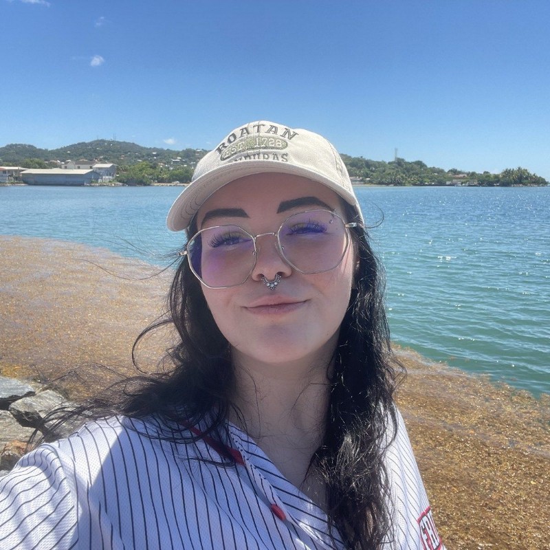 Adunda Spilli (@chicksdigengine) | Snapchat Stories, Spotlight & Lenses