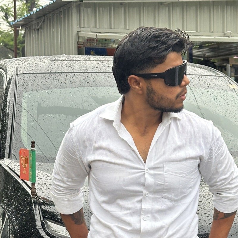 Chirag (@chiiragg16) | Snapchat-Stories, Spotlight och linser