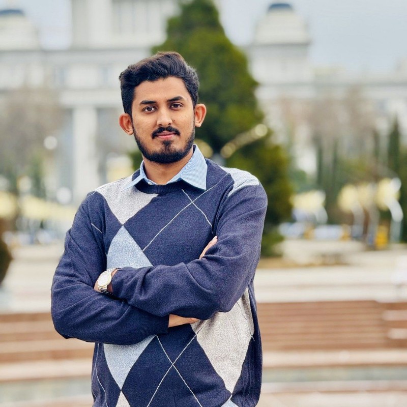 Hamza Shabbir Chinese Guru (@chineseguru) | Snapchat Stories, Spotlight ...