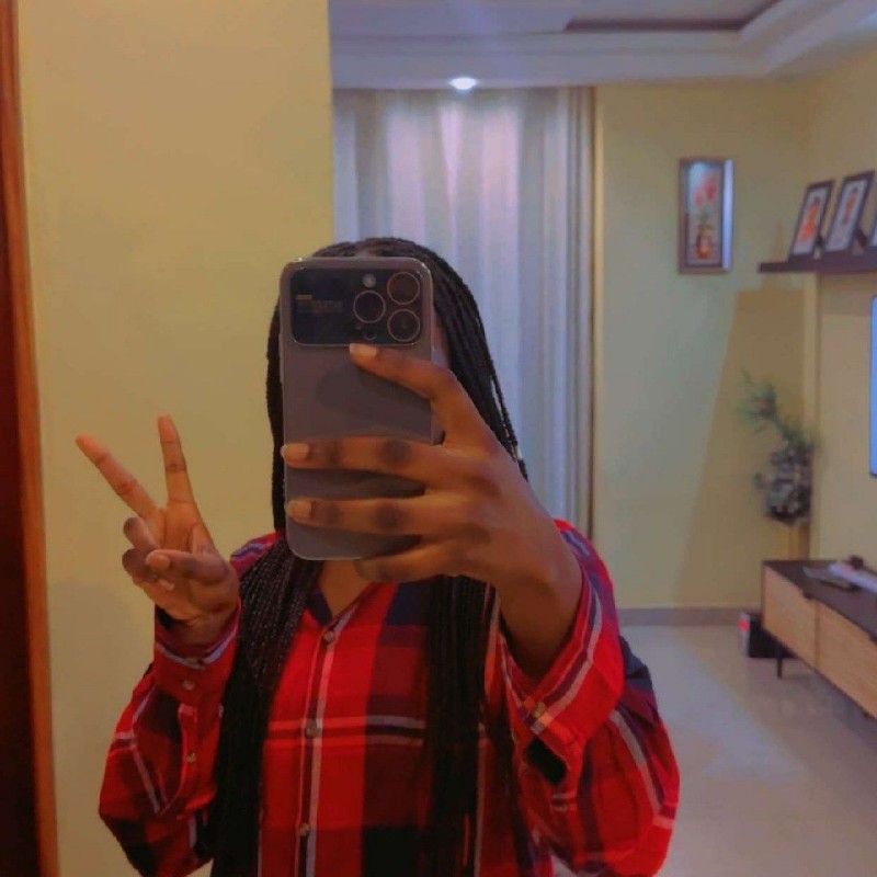 Chloé $🤍🖤 (@chloekayaya) | Snapchat Stories, Spotlight & Lenses