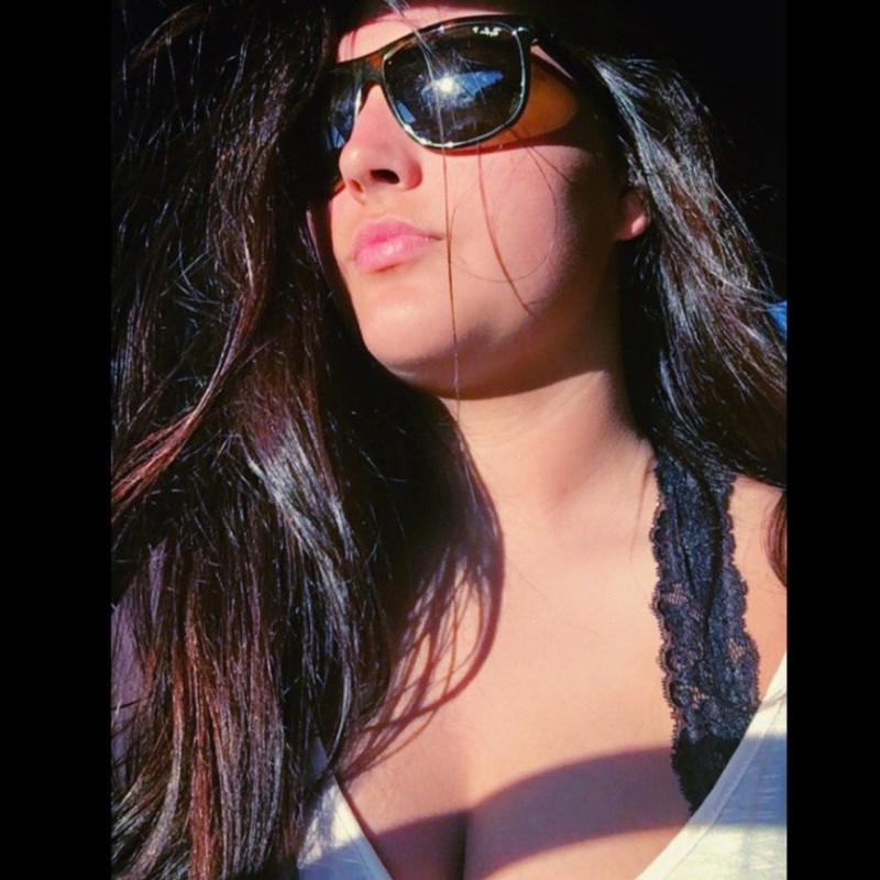 Chloe (@chloelvickers) | Snapchat Stories, Spotlight & Lenses