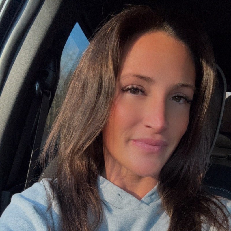 Chelsea Matthews (@chlsmatthews) | Snapchat Stories, Spotlight & Lenses