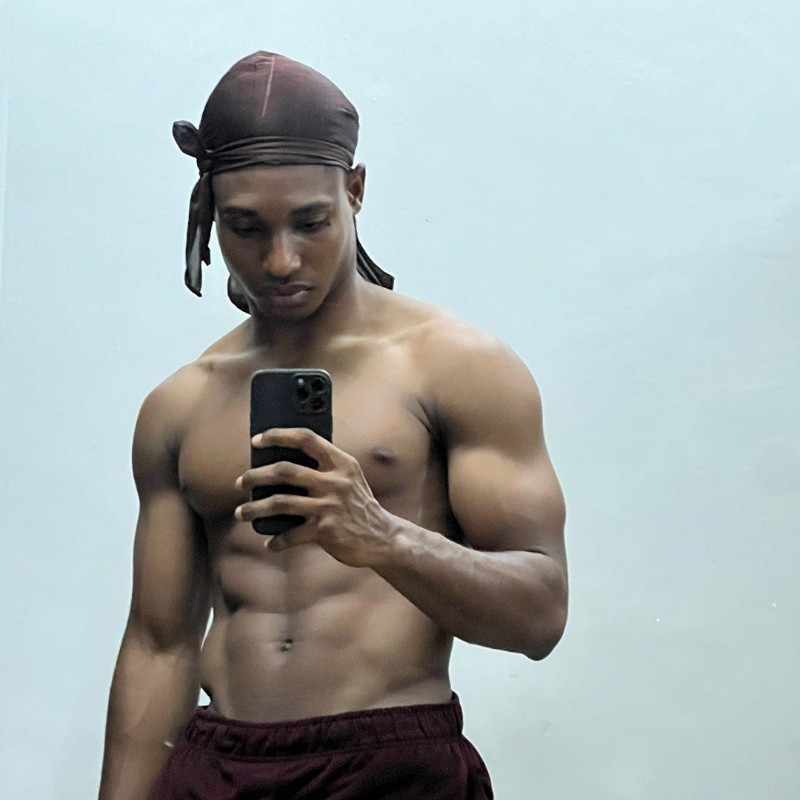 Chuks Samuel (@chuks.samuel) | Snapchat Stories, Spotlight & Lenses