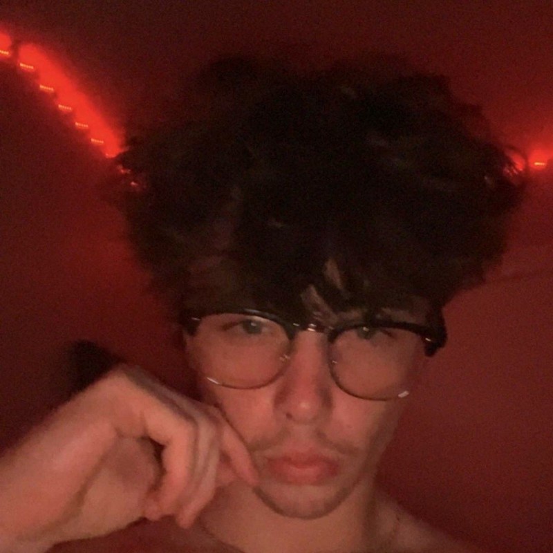 Caedyn Kradecki (@ckradecki_11) | Snapchat Stories, Spotlight & Lenses