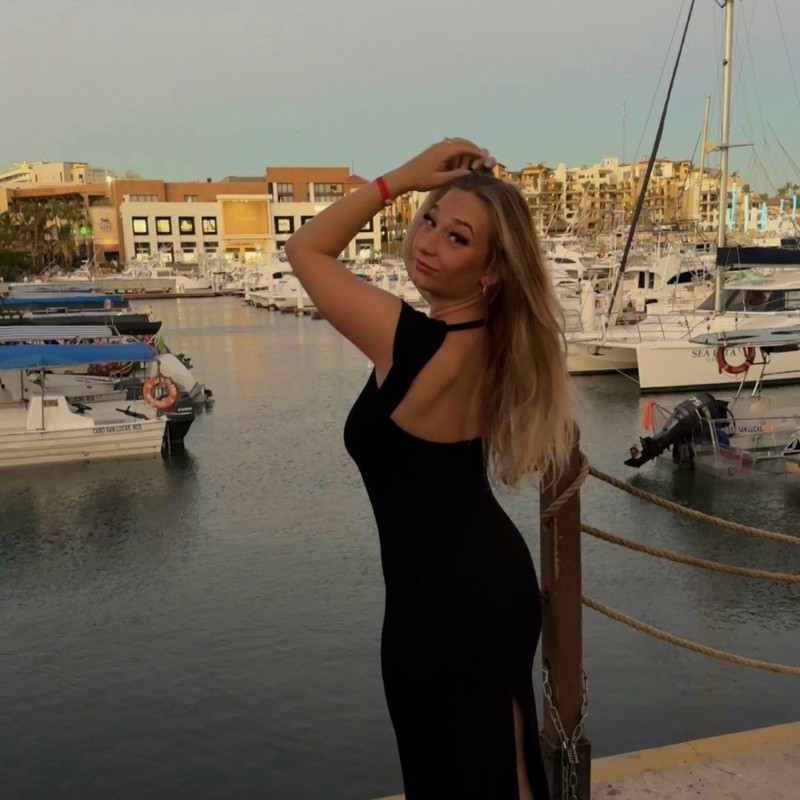 Cloey Lachance🍀 (@clachancee) | Snapchat-Stories, Spotlight och linser