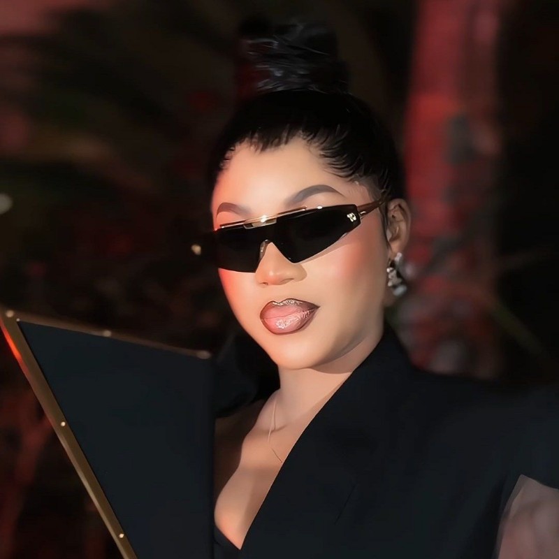 Clara🎬 Queen👑C (@clara-herself) | Snapchat Stories, Spotlight & Lenses