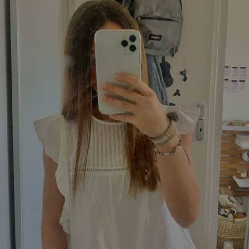 Clara 💋💕 (@clara_dubois234) | Snapchat Stories, Spotlight & Lenses