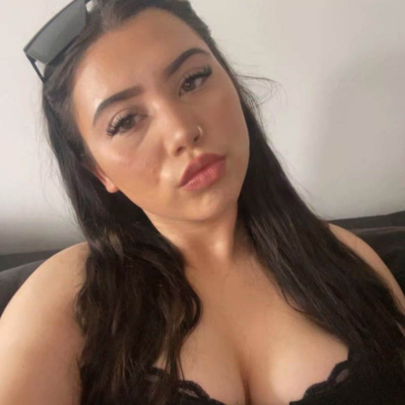 𝐶𝑙𝑎𝑟𝑎 𝐸𝑣𝑎𝑛𝑠 🫶 (@claraevansz) | Snapchat Stories, Spotlight & Lenses