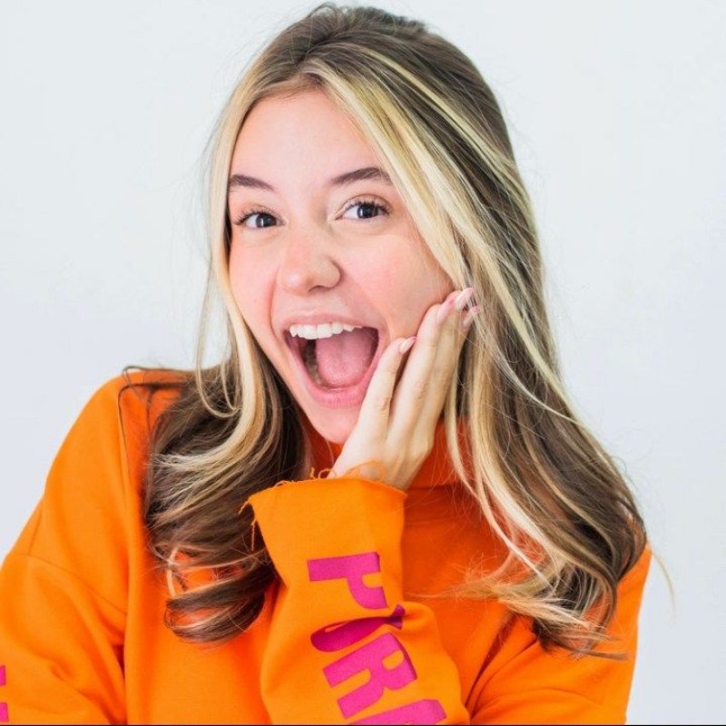 Clara Martins (@claramartins532) | Snapchat Stories, Spotlight & Lenses