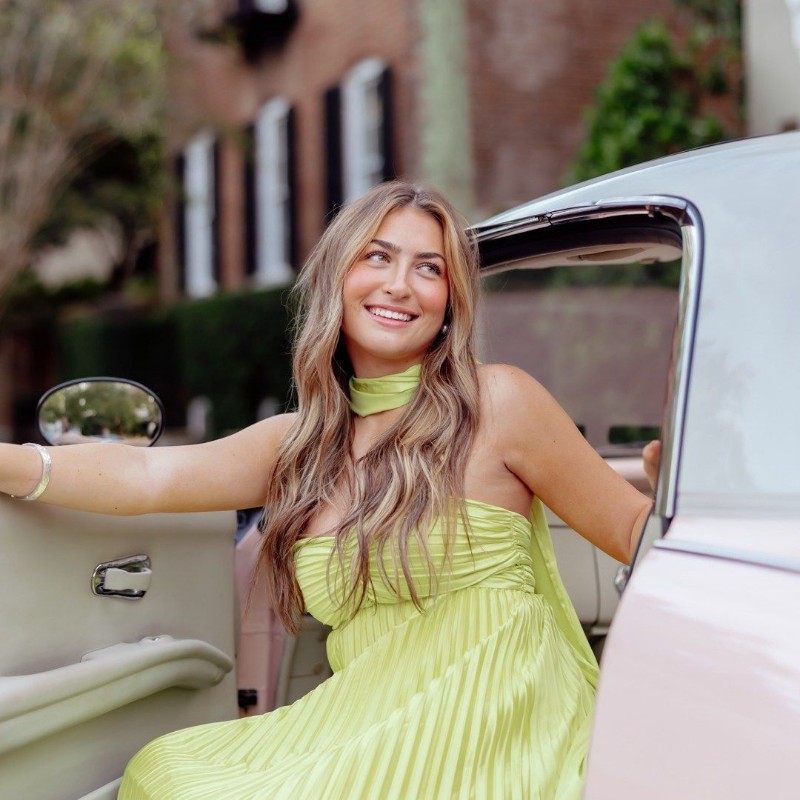 Cloey (@cloey.taulbee) | Snapchat Stories, Spotlight & Lenses