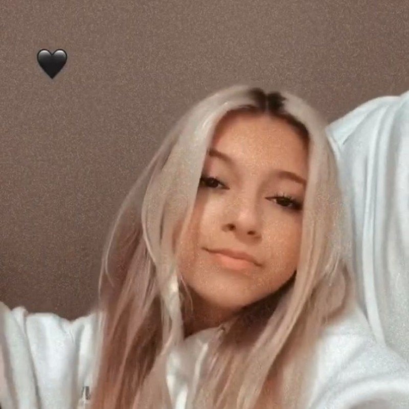 Coco Quinn (@coco_quinn03) | Snapchat Stories, Spotlight & Lenses