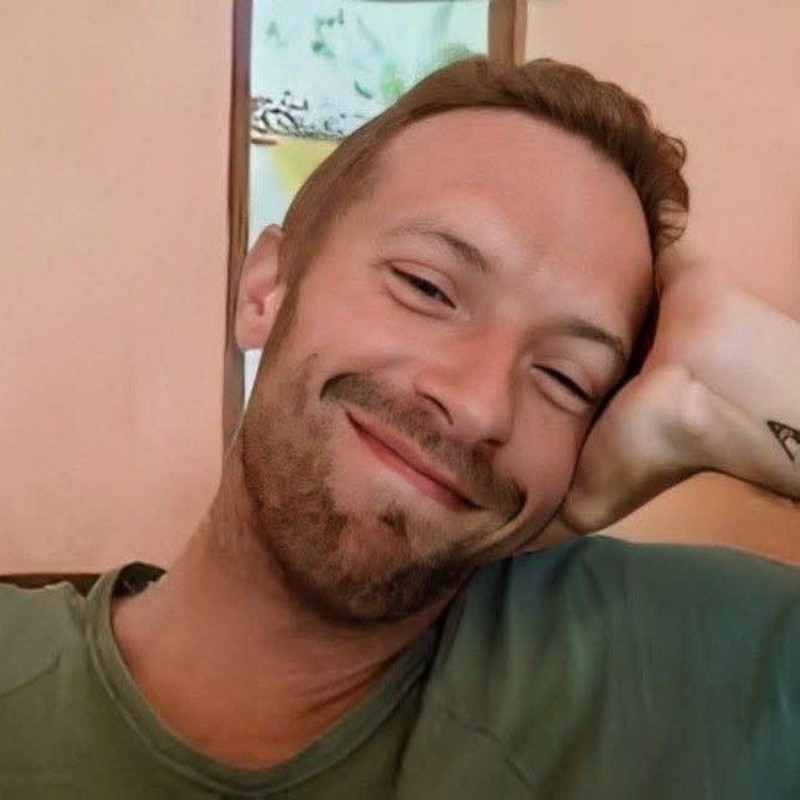 Cold Play Fans Page (@cold_play4) | Snapchat Stories, Spotlight & Lenses