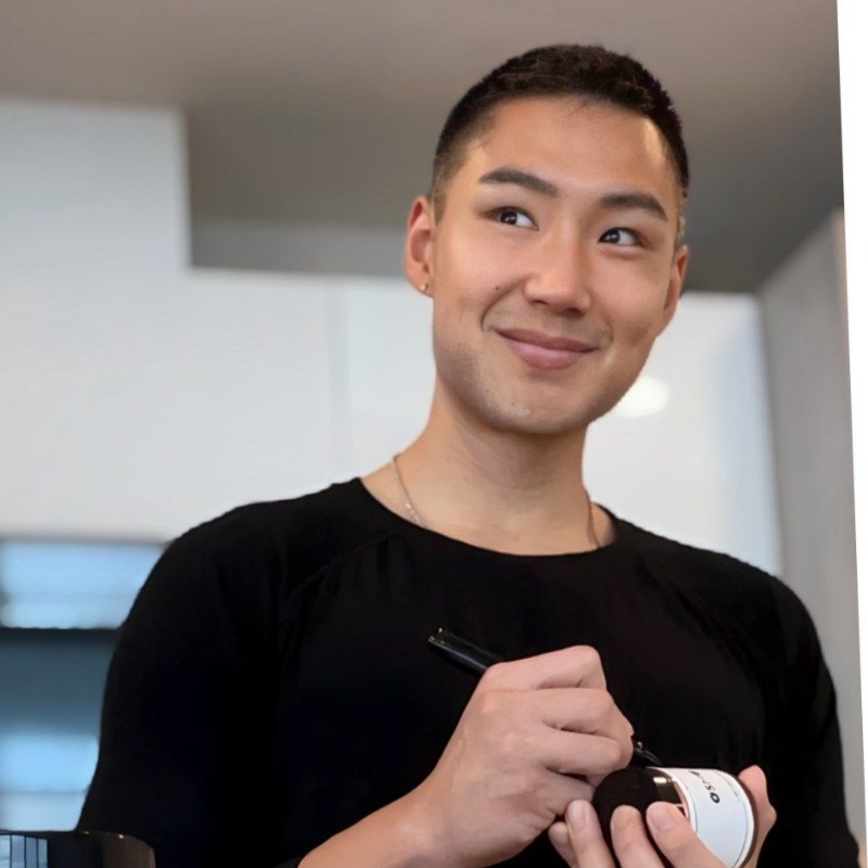 Calvin Kang (@cooklikeimbook) | Snapchat Stories, Spotlight & Lenses