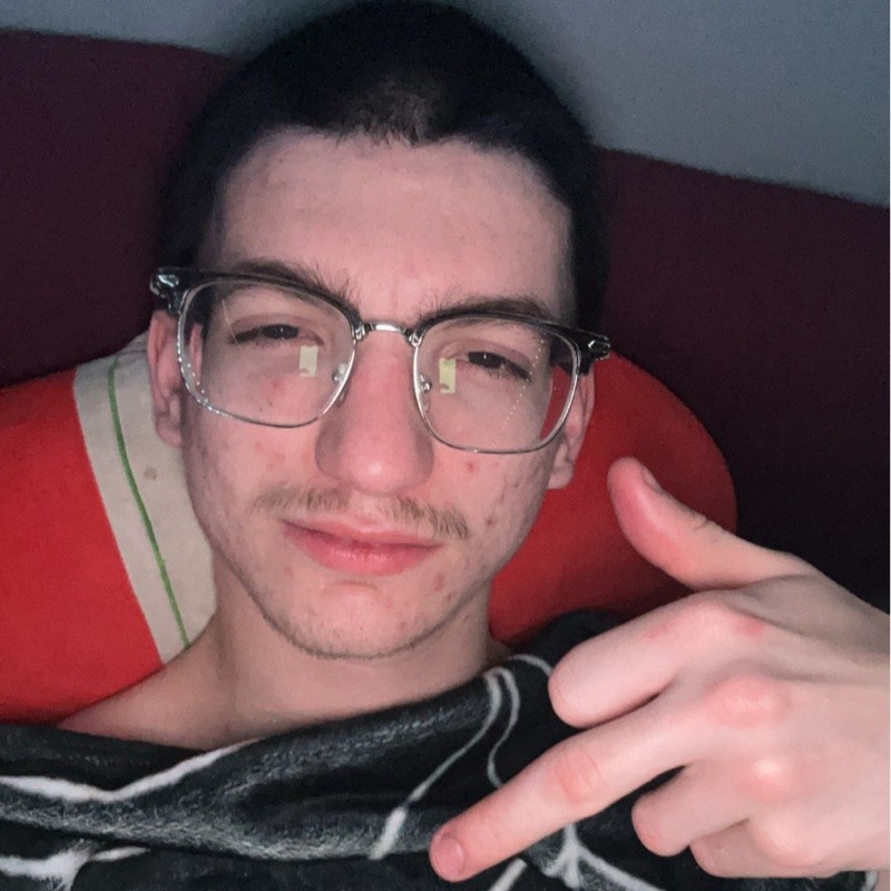 Connor S (@coopertrooper19) | Snapchat Stories, Spotlight and Lenses