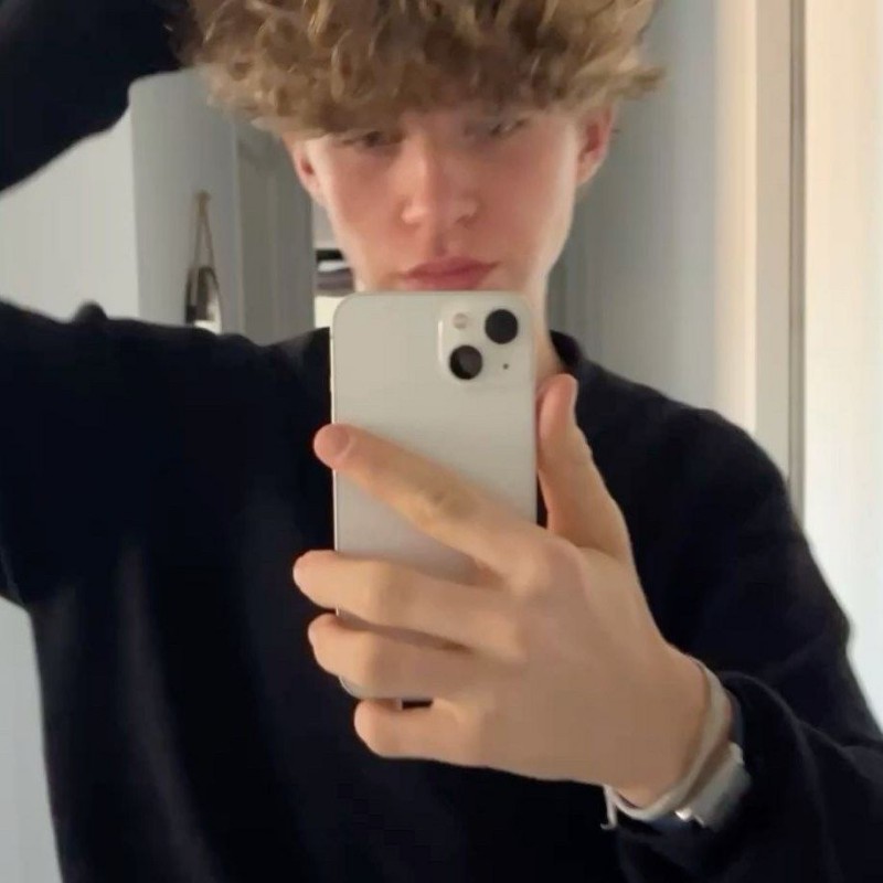 cooper weston (@cooperweston677) | Snapchat Stories, Spotlight & Lenses