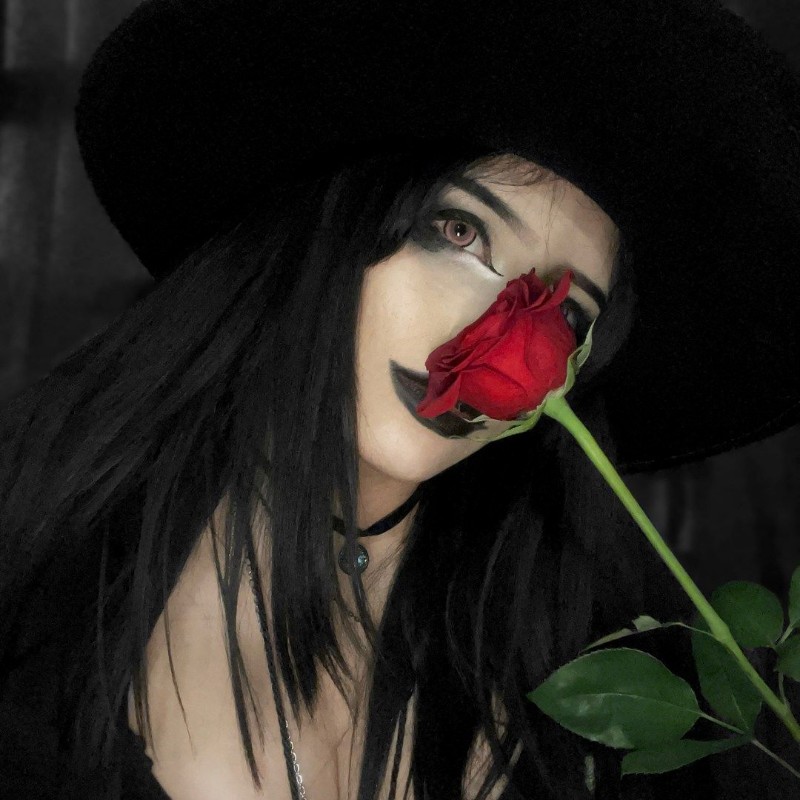 Ari Goth 🔪 (@corpse_9irl) | Snapchat Stories, Spotlight & Lenses