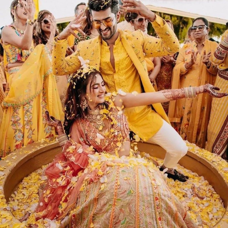 couplewedding80 (@couplewedding80) | Snapchat Stories, Spotlight & Lenses