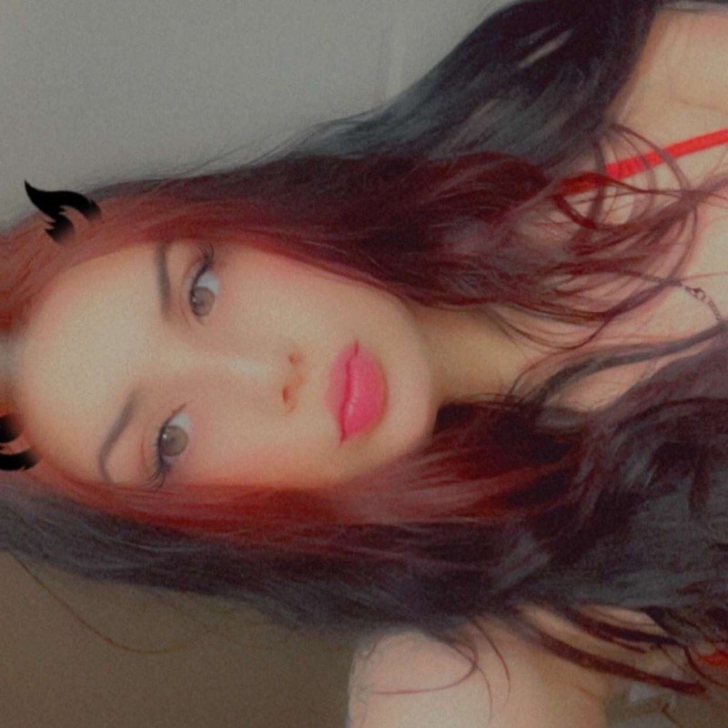 Courtney (@courts1371) | Snapchat Stories, Spotlight & Lenses