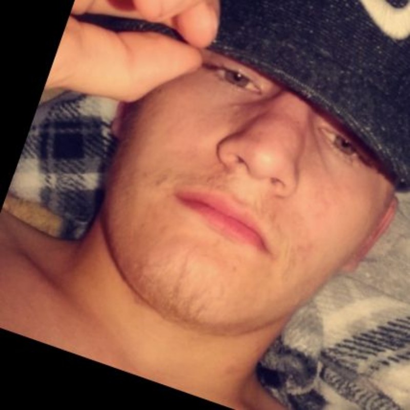 Craig (@craig_daigle) | Snapchat Stories, Spotlight & Lenses