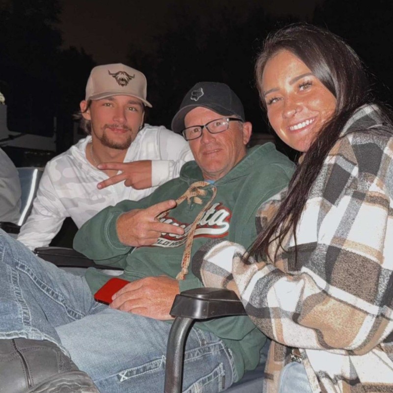 Craig Blood(@craigblood717) | เรื่องราว Snapchat ตลอดจน Spotlight และเลนส์