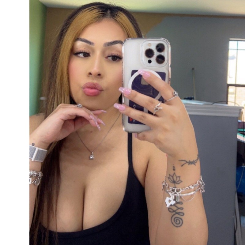 Cristy💋 (@cristylee5) | Snapchat Stories, Spotlight & Lenses