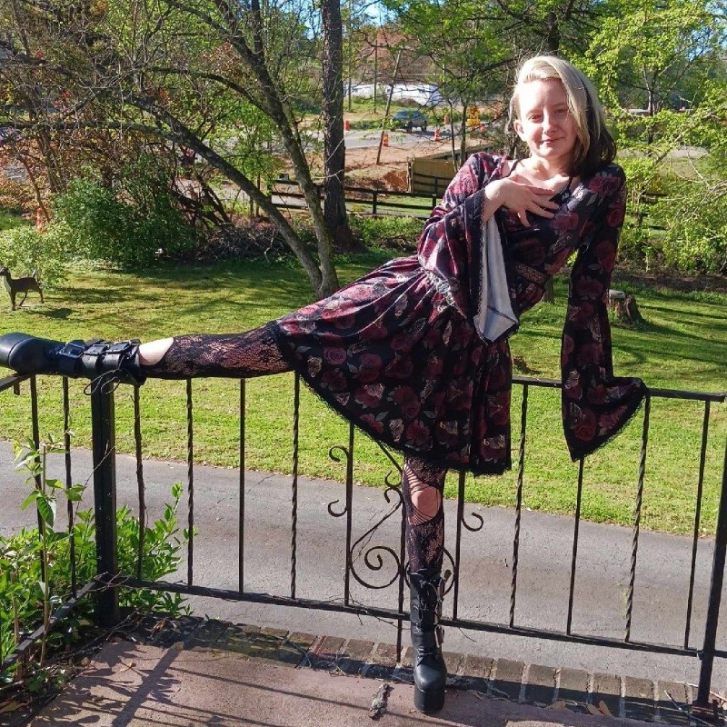 (@crystaleds_coll) | Snapchat Stories, Spotlight & Lenses