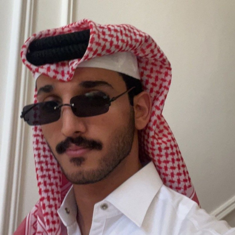 MBA In Chicago 🇶🇦🇺🇸 (@cwc) | Snapchat Stories, Spotlight & Lenses