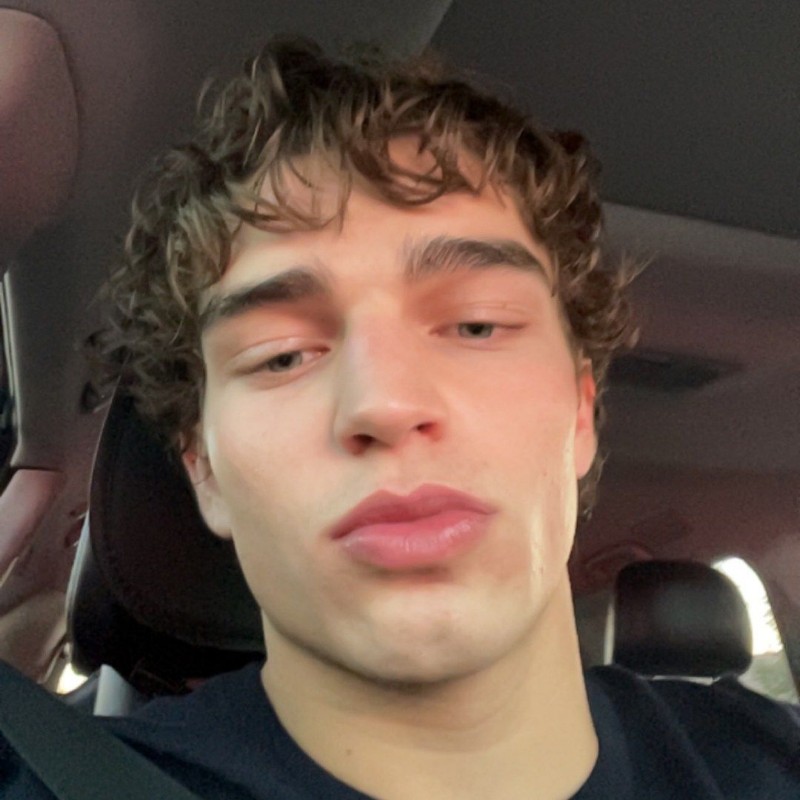 Dominic De Castroverde (@d_decastroverde) | Snapchat Stories, Spotlight ...