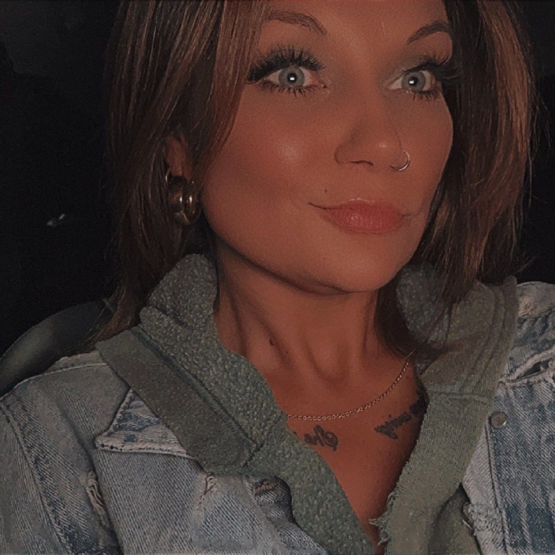 Queen Chaos (@danee_baebee) | Snapchat Stories, Spotlight & Lenses