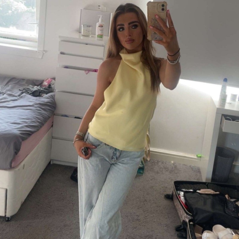 darcy x (@darcybruce_x) | Snapchat Stories, Spotlight & Lenses