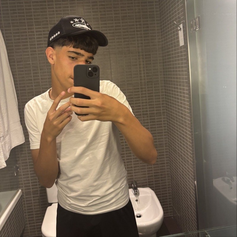 dario (@darioozn) | Snapchat Stories, Spotlight & Lenses