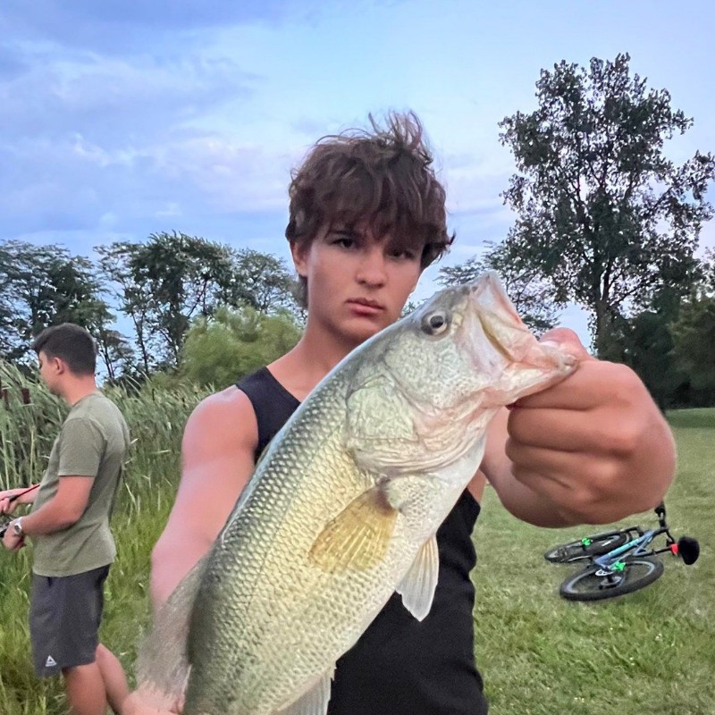 David Meleshchuk (@david_melesh) | Snapchat Stories, Spotlight & Lenses