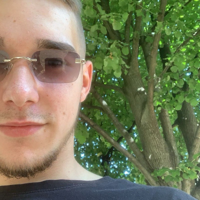 David (@david_t1565) | Snapchat Stories, Spotlight & Lenses