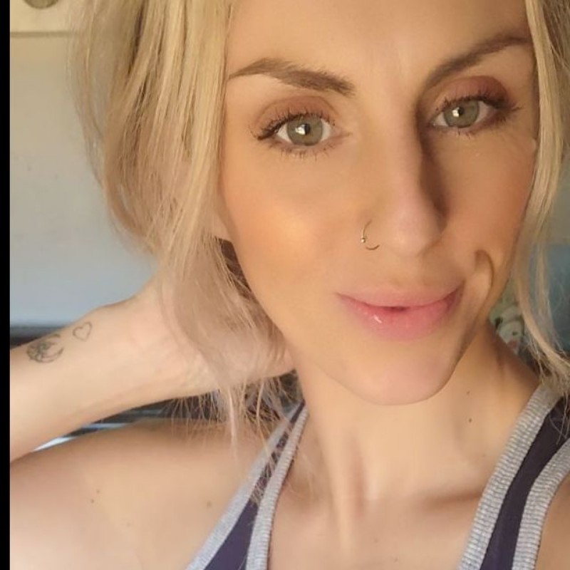 Dayleen🧿🌙🌻 (@daylala83) | Snapchat Stories, Spotlight & Lenses