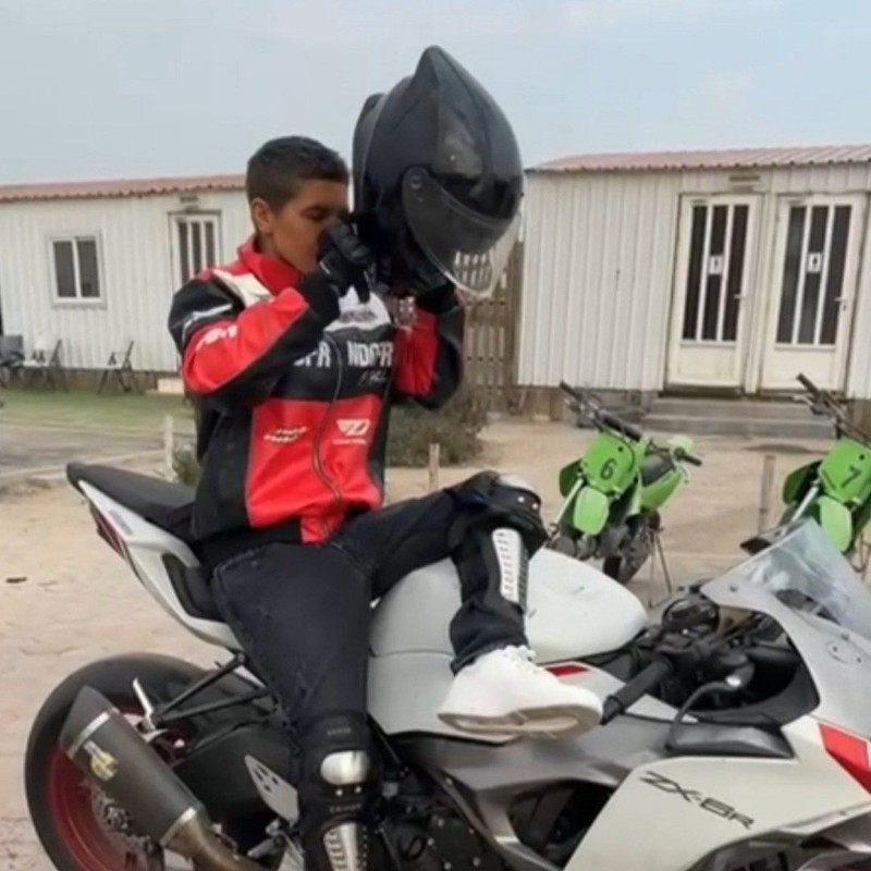 Dee AlSaleh (@dee_alsaleh) | Snapchat Stories, Spotlight & Lenses